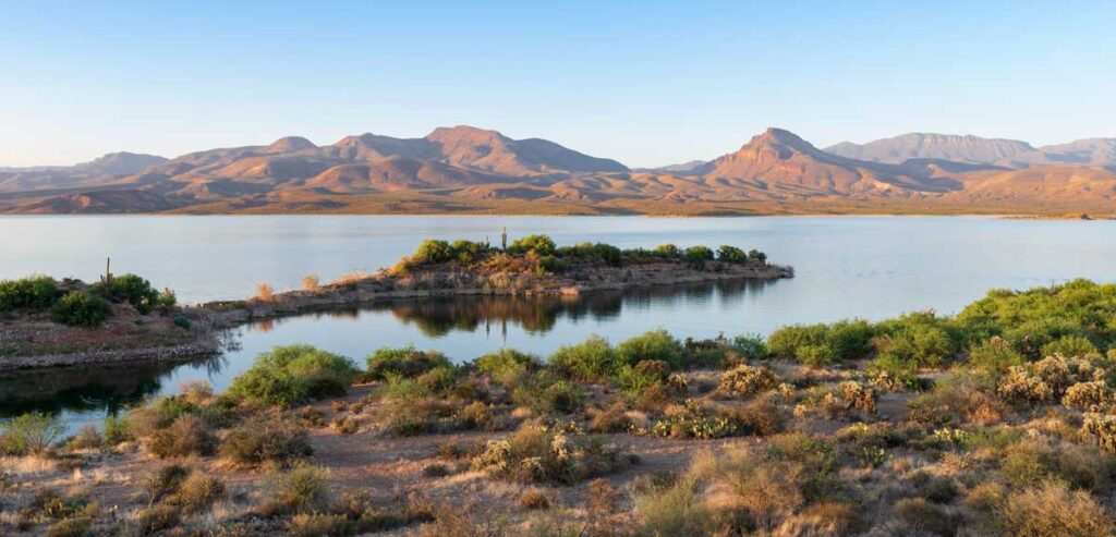 Roosevelt Lake Cottages RV Park | Camping & Long Term Resort